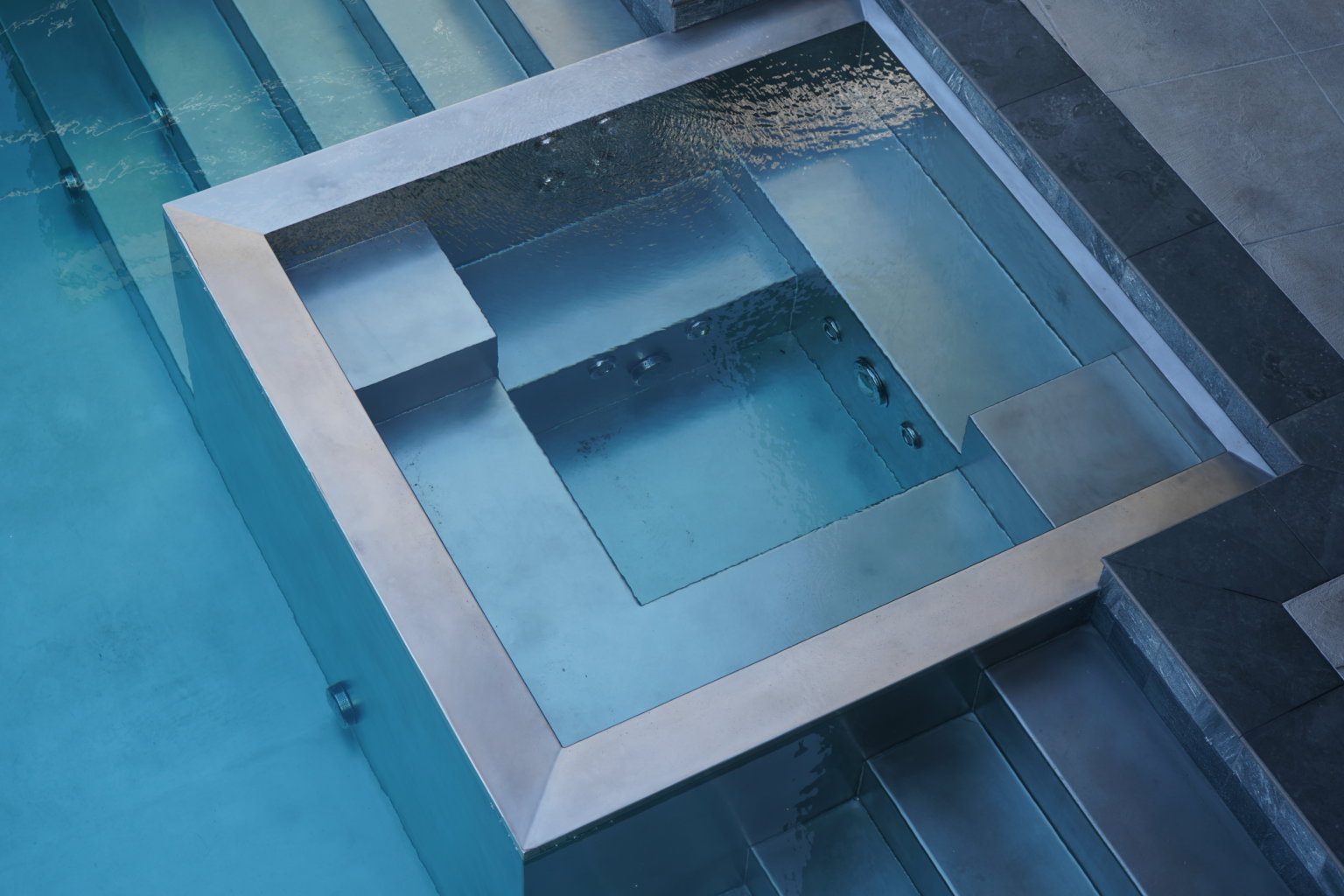 Pure Stainless™ Swimming Pools | Valley Pool & Spa